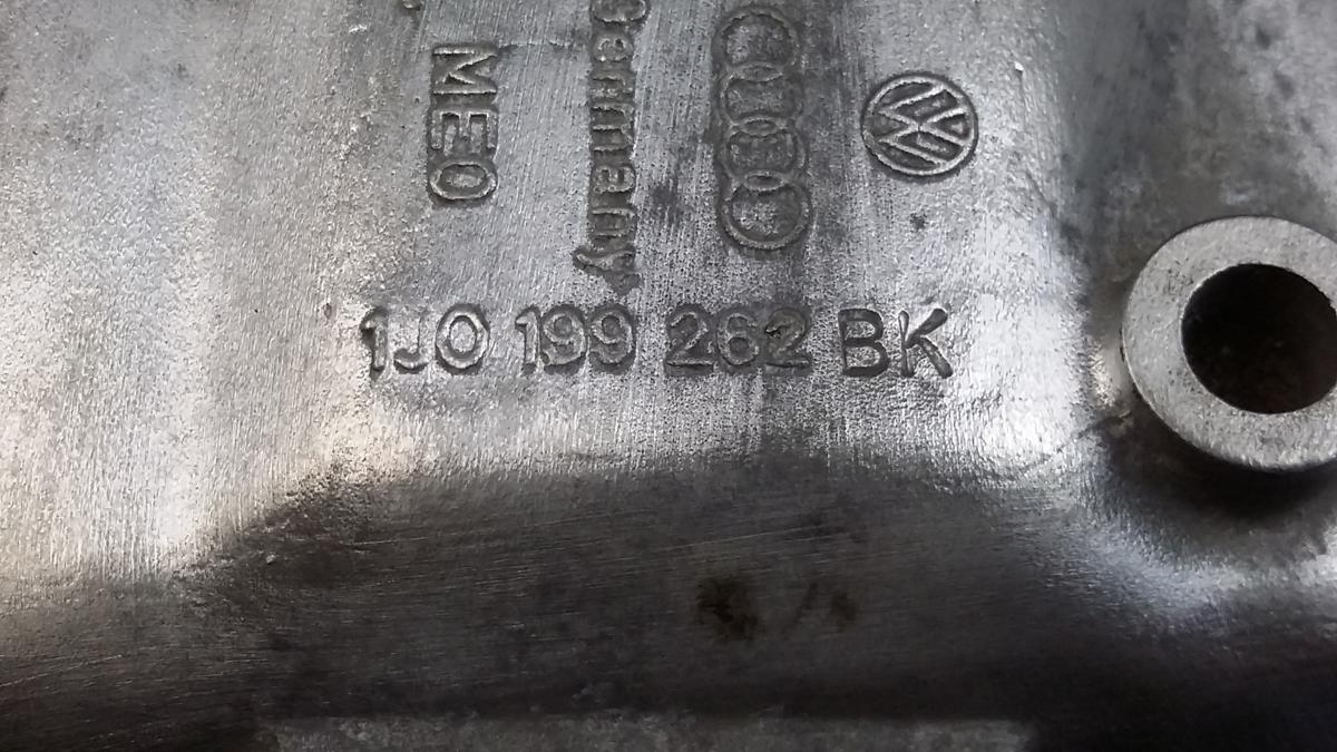 VW / VOLKSWAGEN GOLF IV (1J1) hatchback (1997-08-2005-06), Tampon motor ...